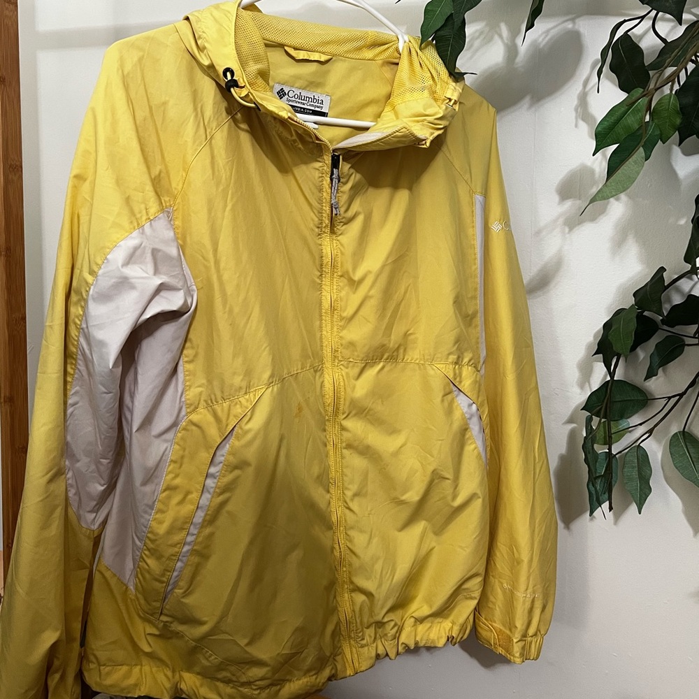 Light Weight Yellow Columbia Jacket! - Gem